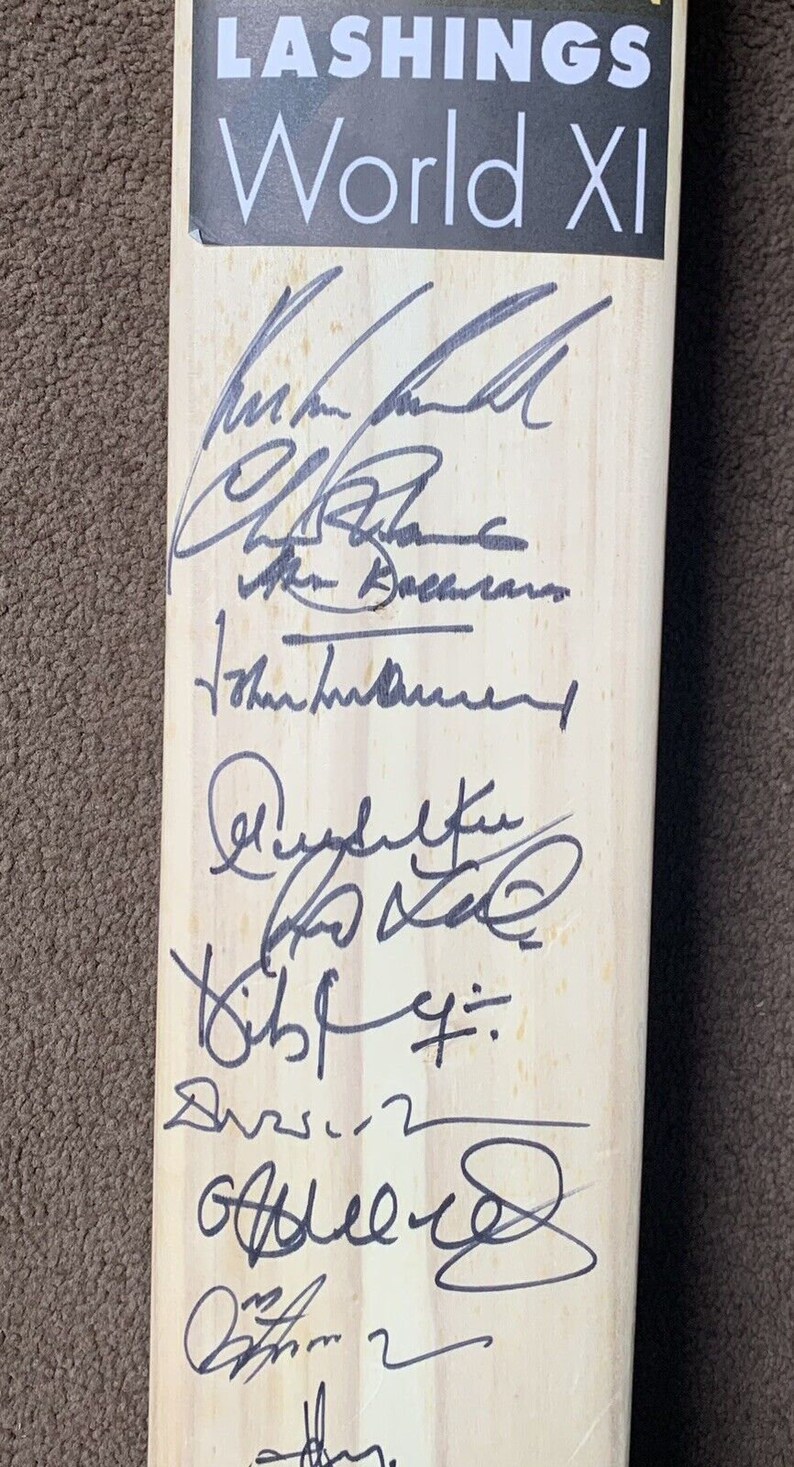 Multi Signed Lashings Cricket Bat With Sachin Tendulkar, Richie ...