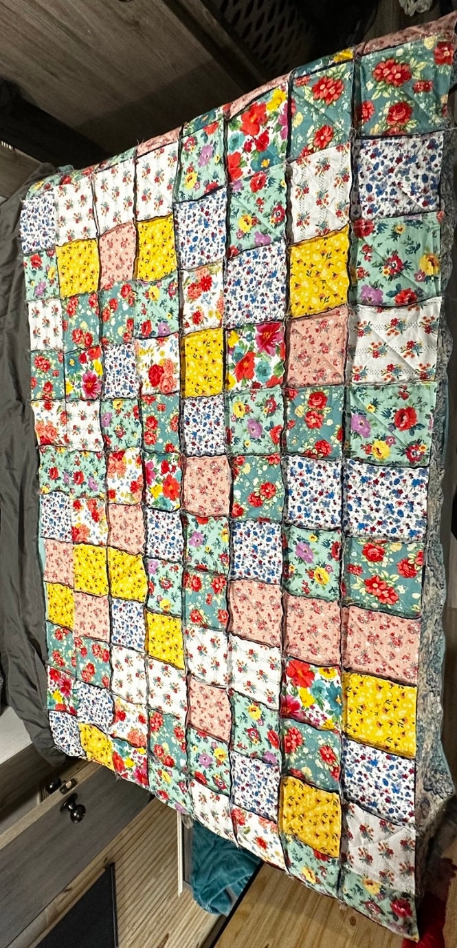 Custom Rag Quilts - Etsy