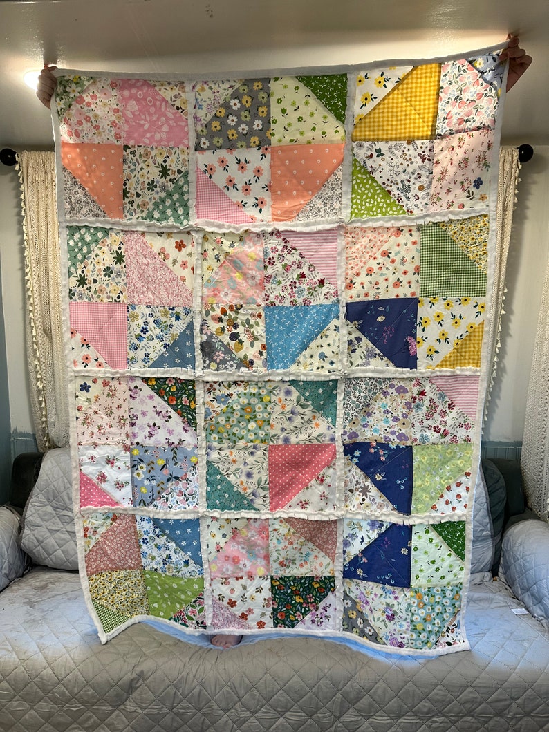 Broken Dishes Rag Quilt, Triangle Rag Quilt, Rag Quilt - Etsy