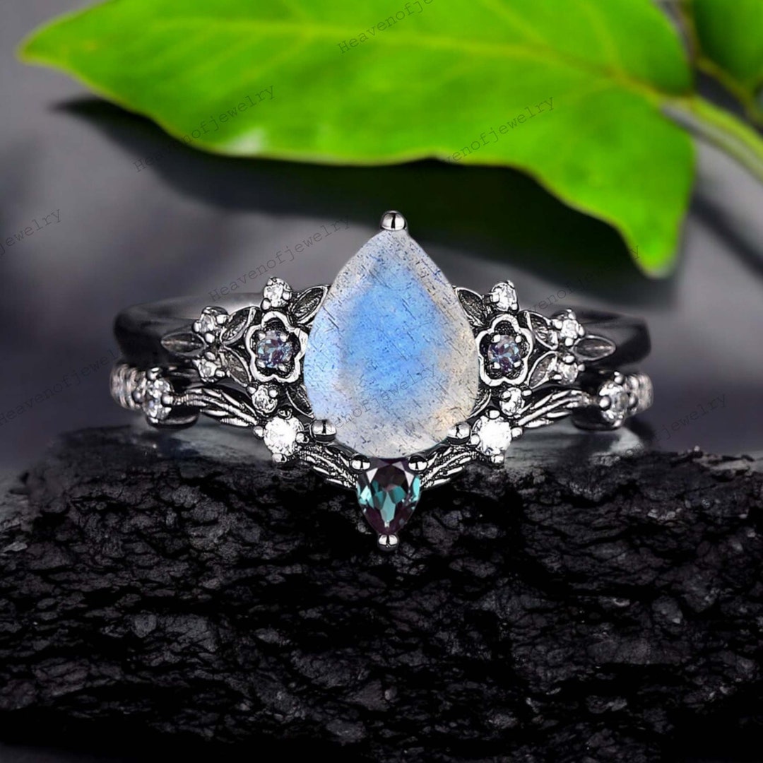 Gothic Black Gold Labradorite Wedding Ring Set Bridal Set Gift Black ...