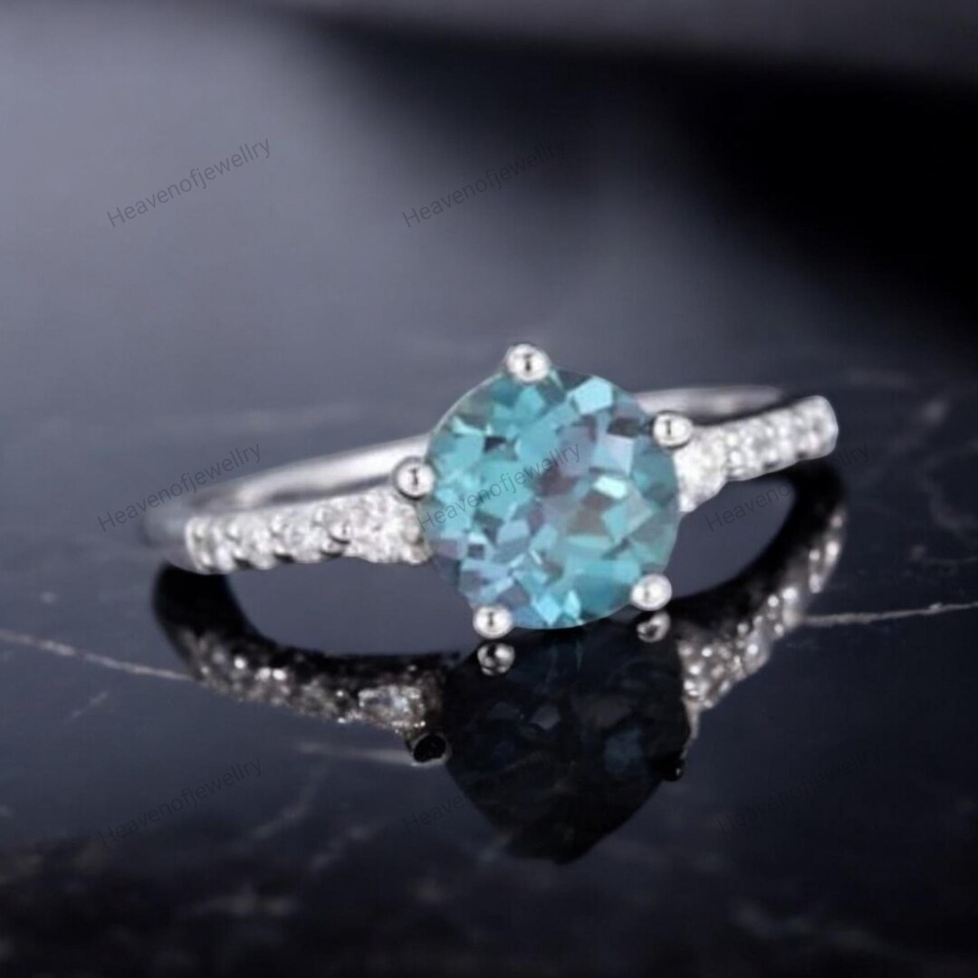 Purple Alexandrite Ring Color Changing Stone Engagement Ring Minimalist ...