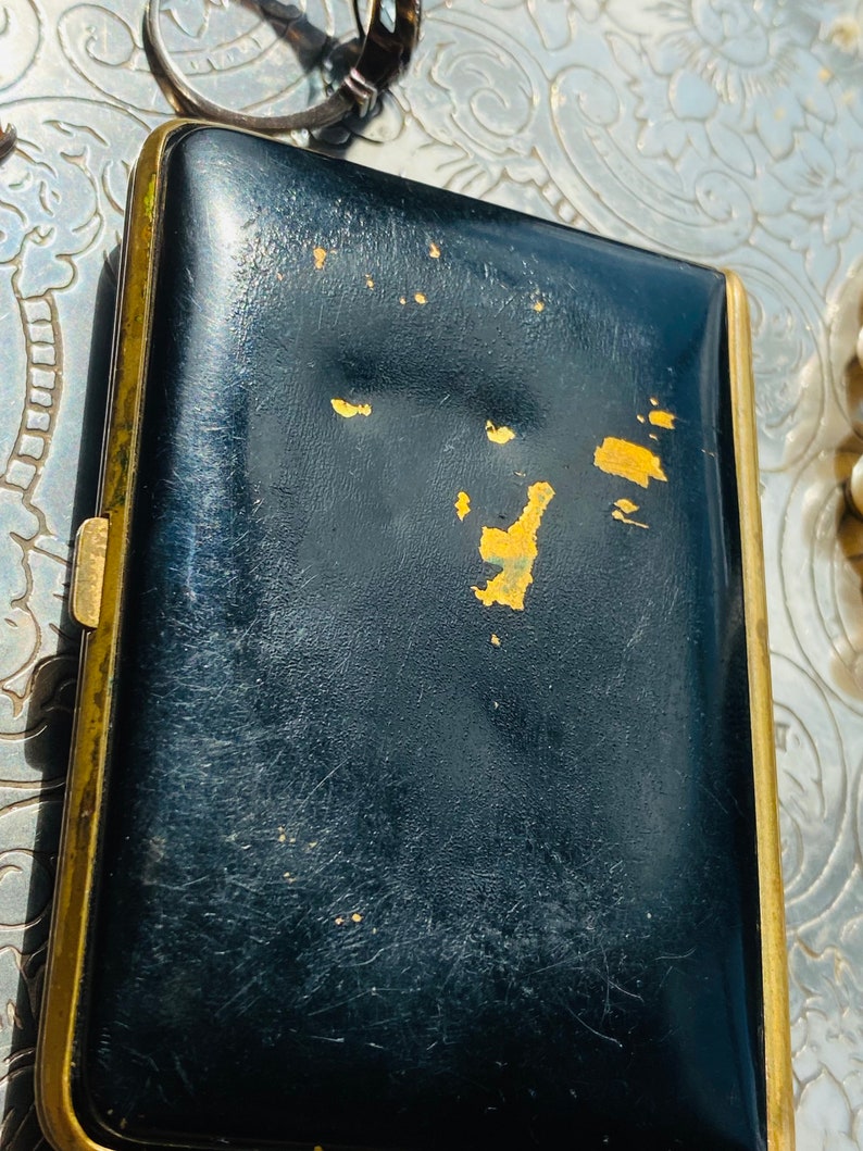 Lovely Unique Tiny Mondaine Art Deco Vintage Powder Compact Powder ...