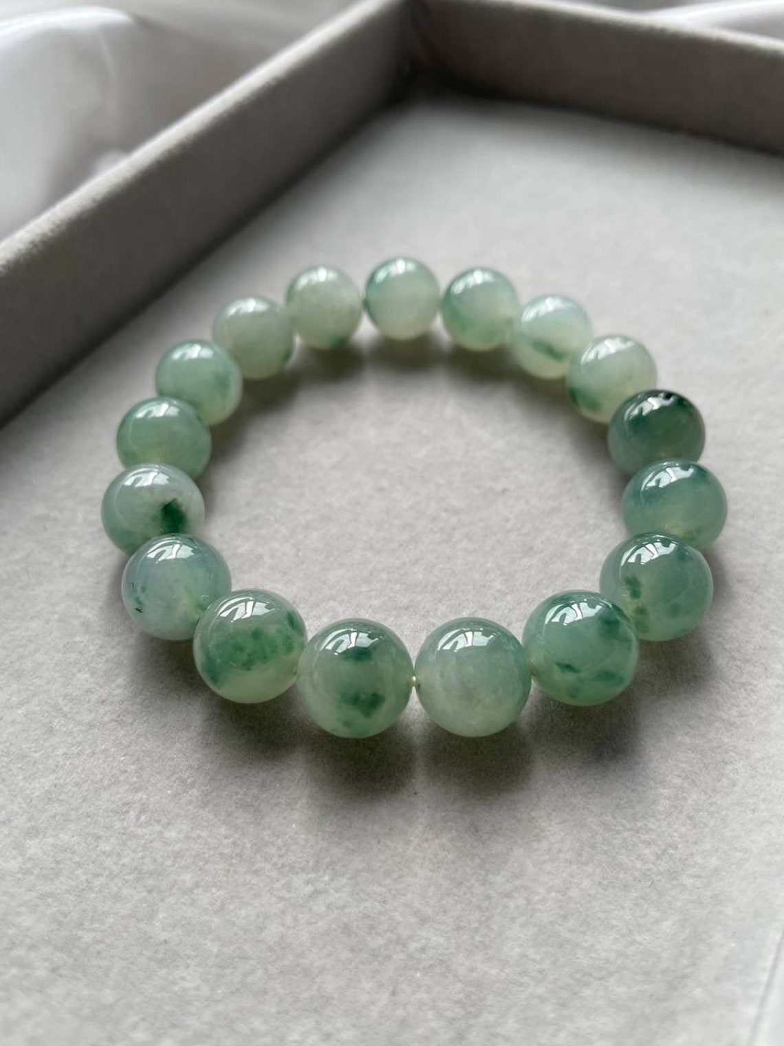 Gradient Green Floating Marble Jadeite Jade Beads Bracelet - Etsy