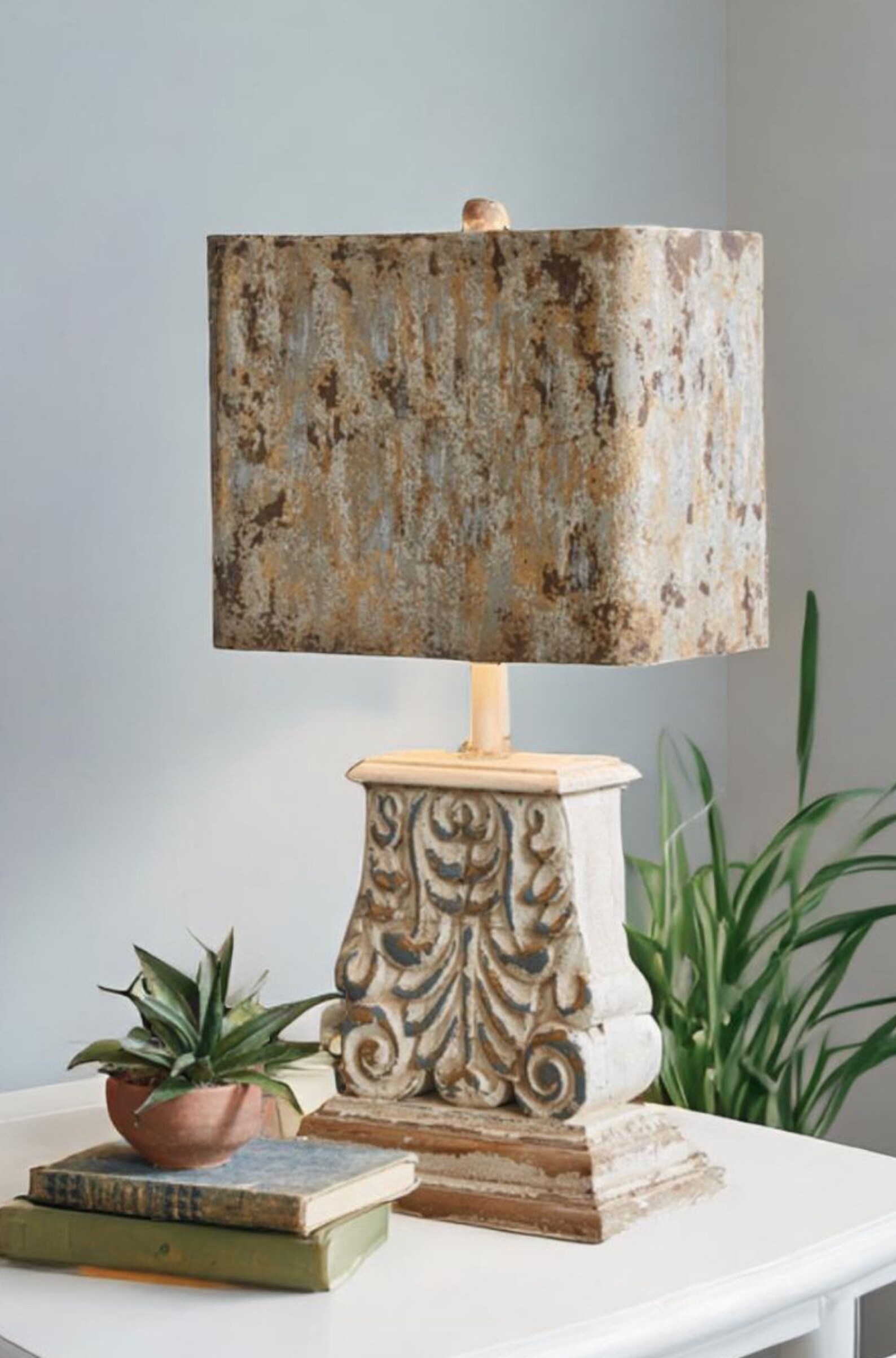 Distressed Farmhouse Tabletop Lamp - Etsy