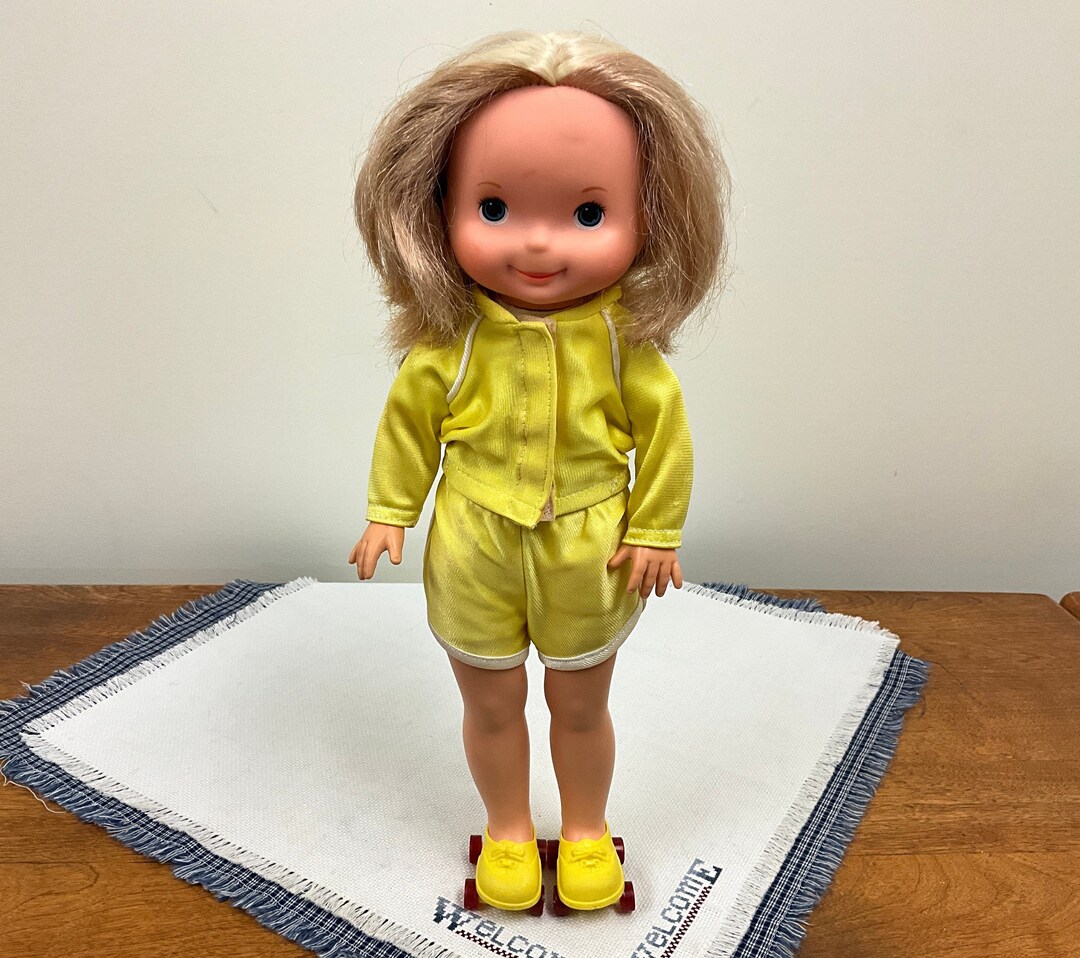 Vintage 1978 Fisher Price My Friend Mandy Doll on Roller Skates and in ...