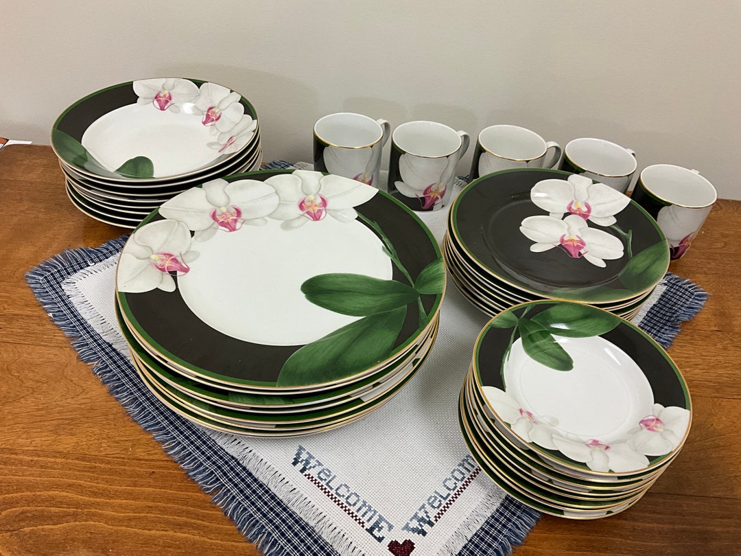 Fairfield Fine China White Orchid Dinner Plate 10.5 Set of 2. - Etsy