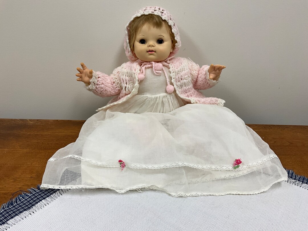 Vintage 1965 Effanbee Baby Doll 9500 L With Original Hand Made Outfit ...