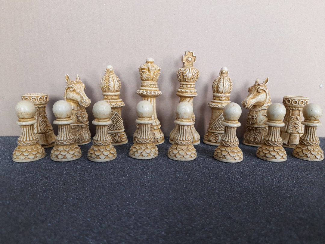 Ornate Staunton Chess Set - Etsy UK