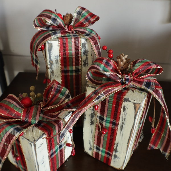 Christmas Wooden Box Centerpieces - Etsy