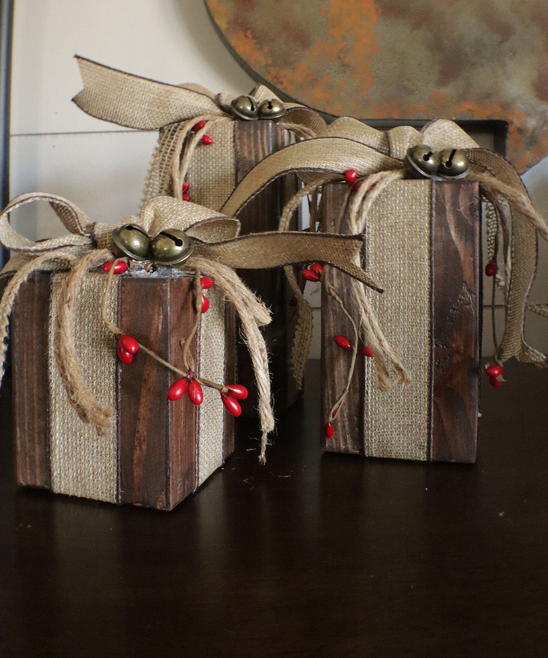 Rustic Stained Wood Christmas Box Present With Bow and Red Berries - Etsy