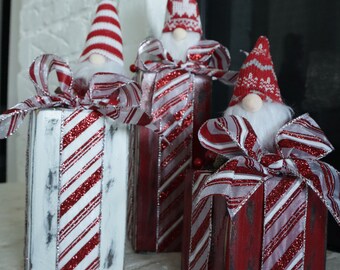 Rustic Stained Wood Christmas Box Present With Buffalo Black and White ...