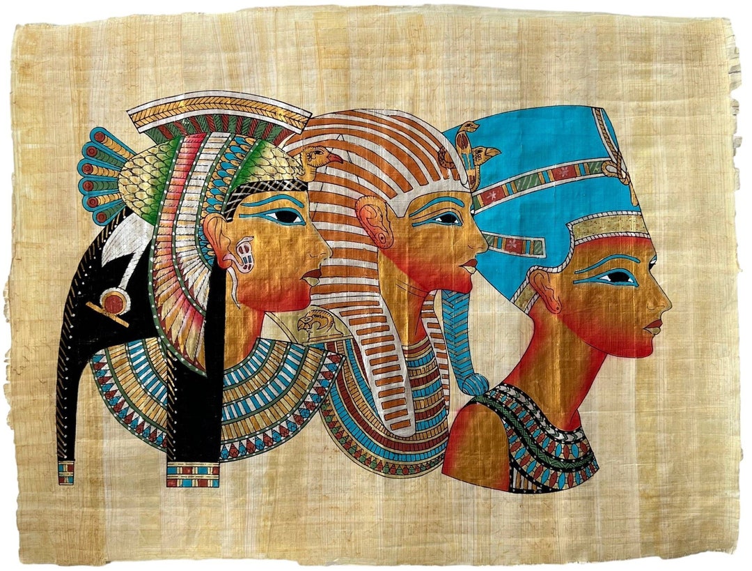Cleopatra in Royal Vulture Crown • Nefertiti in Modius Papyrus ...
