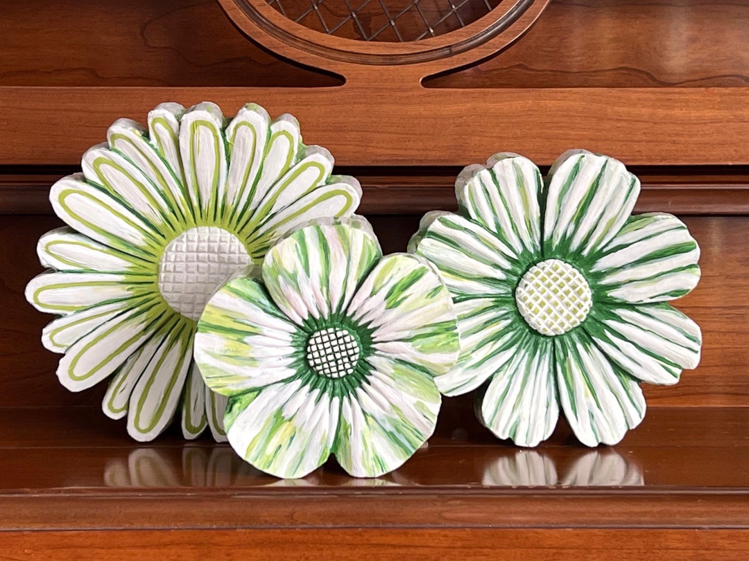 Wooden Stackable Flowers, Hand Painted Flower Centerpiece, Tablecloth ...