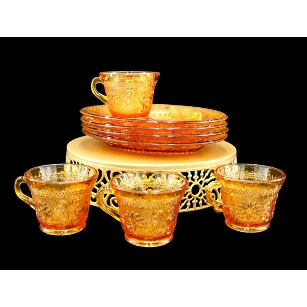 Vintage 8 Piece Tiara/indiana Glass Snack Sets. Plates and Glasses in ...