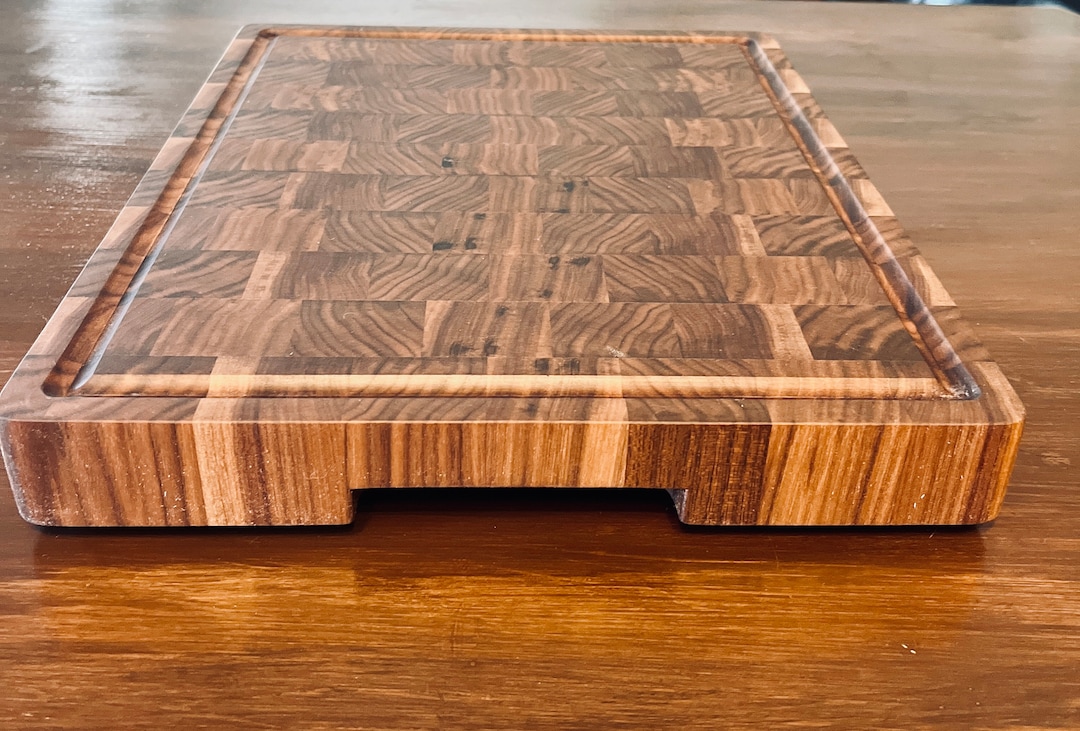 Walnut Ingrain Cutting Board With Juice Grooves - Etsy