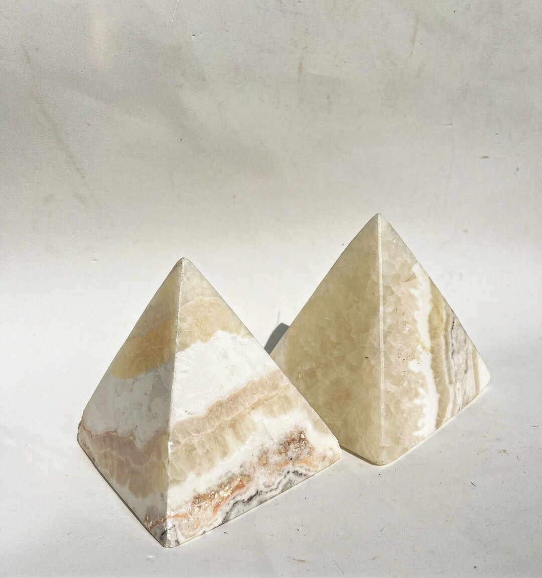 Vintage Modern White Onyx Calcite Alabaster Marble Stone Pyramid ...