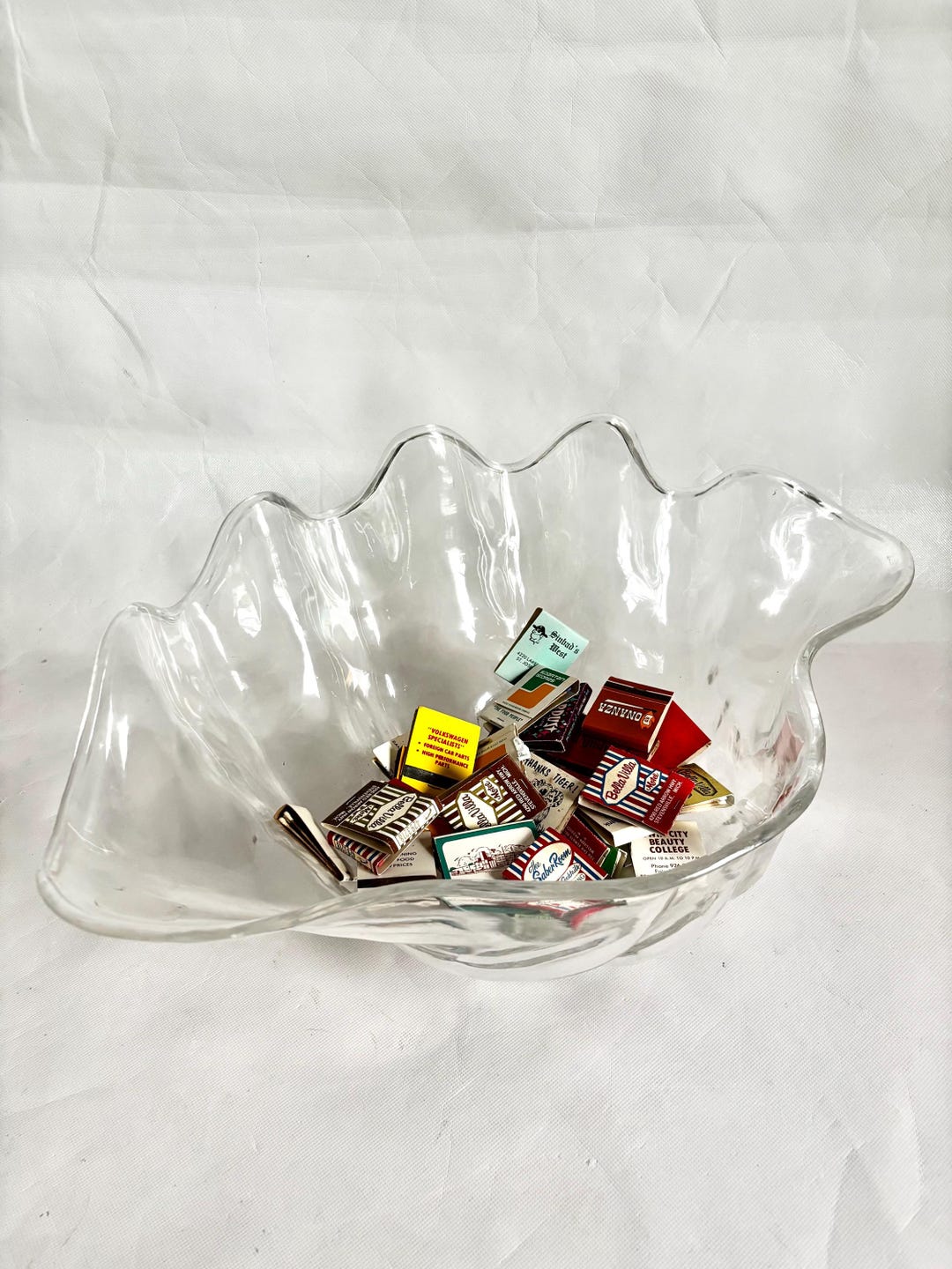 Vintage MCM 18” Lucite Scallop Clam Shell Dish Catchall Bowl / Acrylic ...