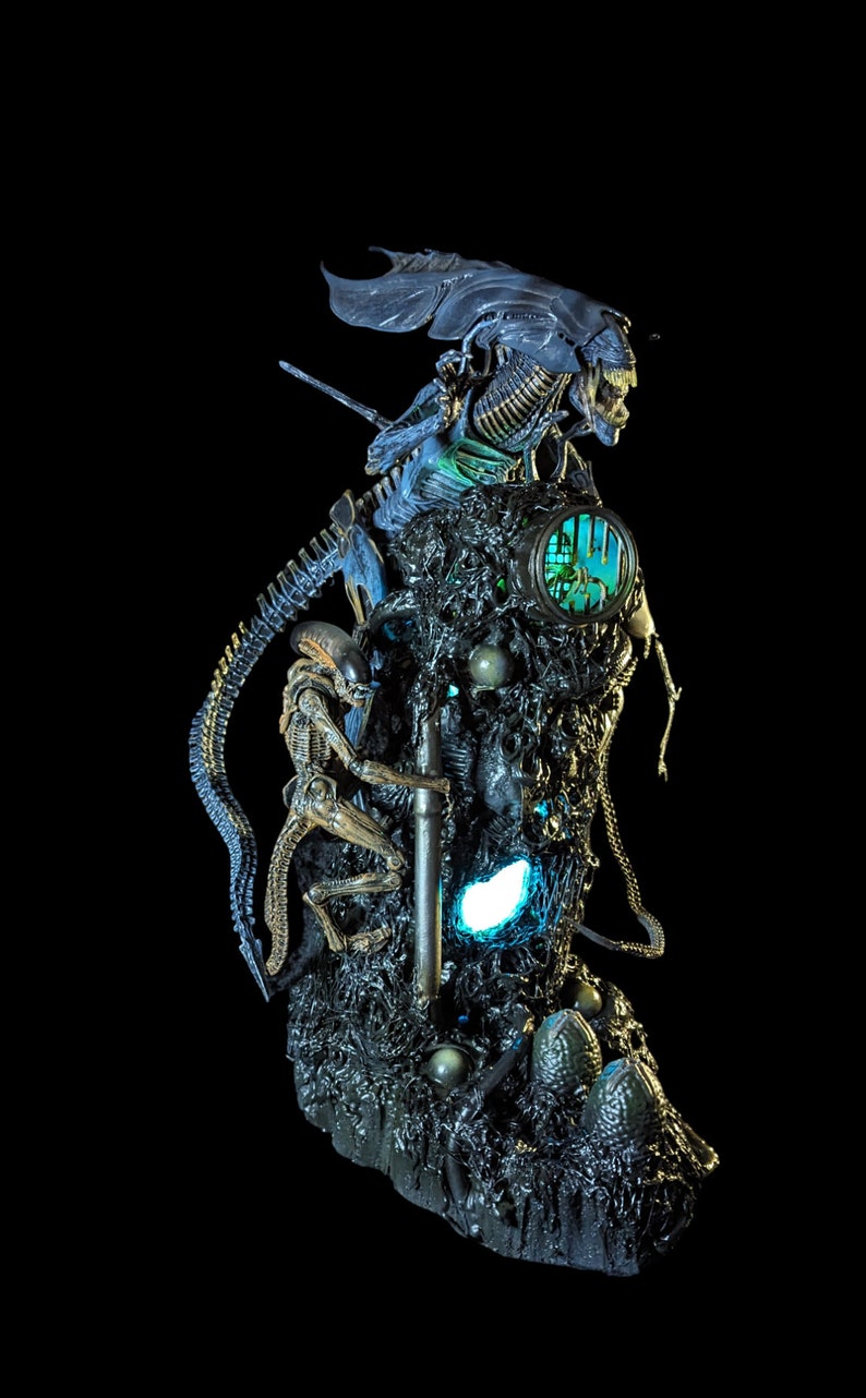 Aliens Xenomorph Hive Tower Display FIGURE INCLUDED - Etsy