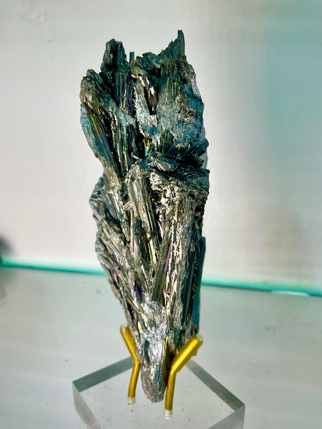 Stibnite-a Lustrous Metallic-bright Stibnite Needles Nicely Dusted ...