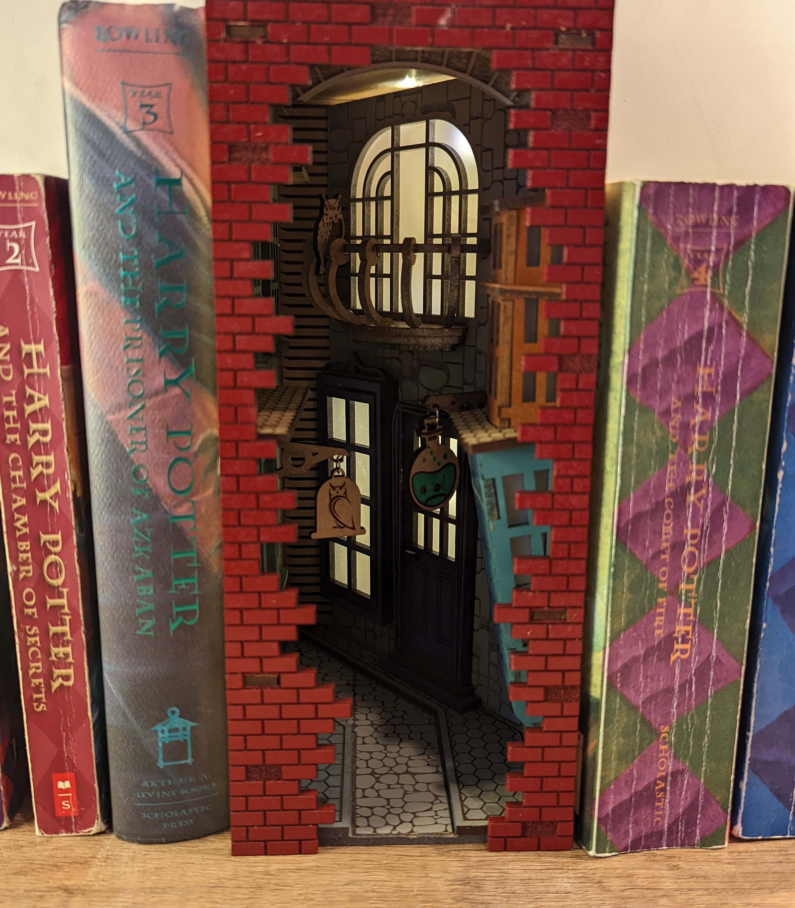 Magic Book Nook, Alley Book Nook, HP Book Nook, Gifts for Book Lovers ...