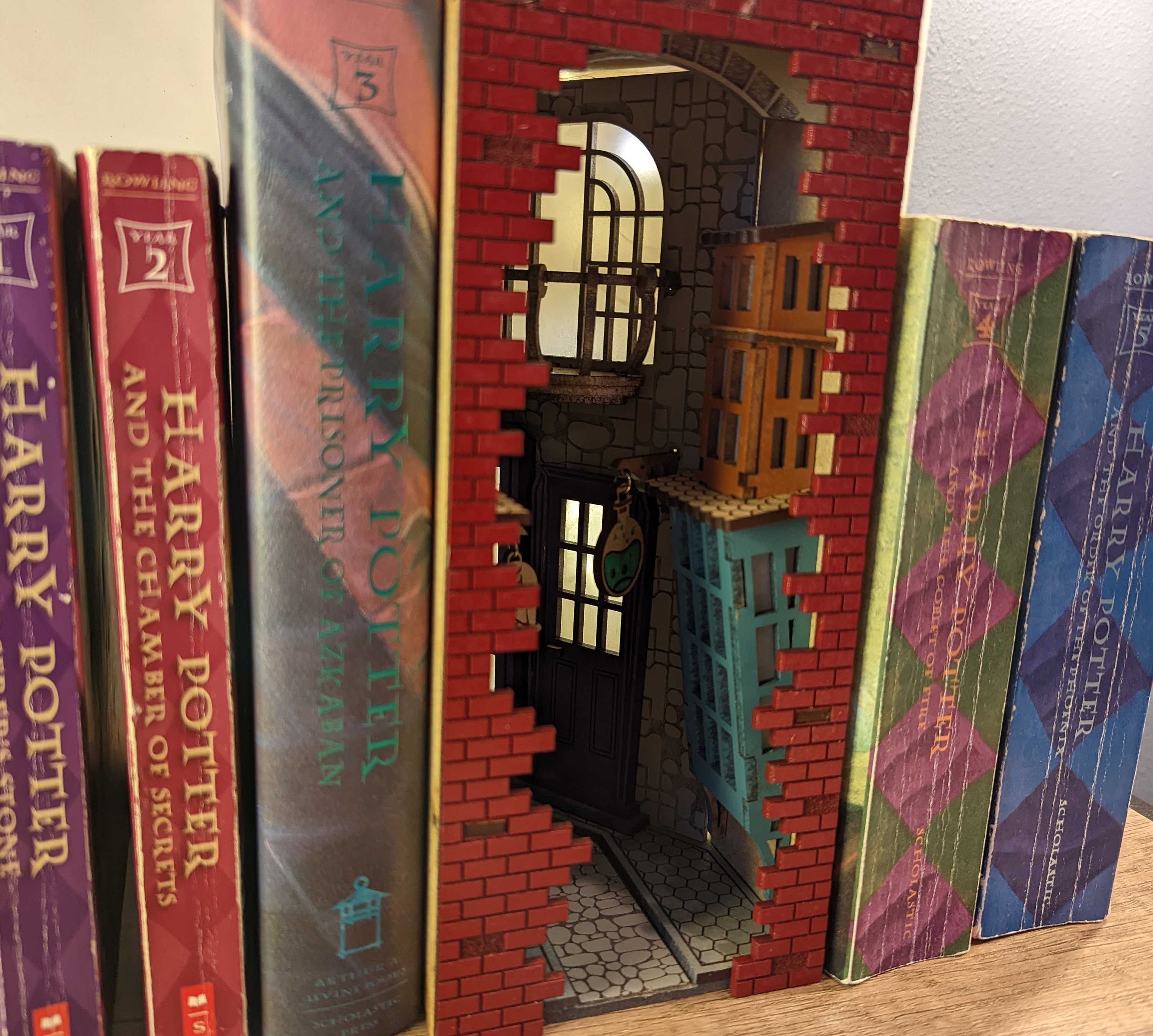 Magic Book Nook, Alley Book Nook, HP Book Nook, Gifts for Book Lovers ...