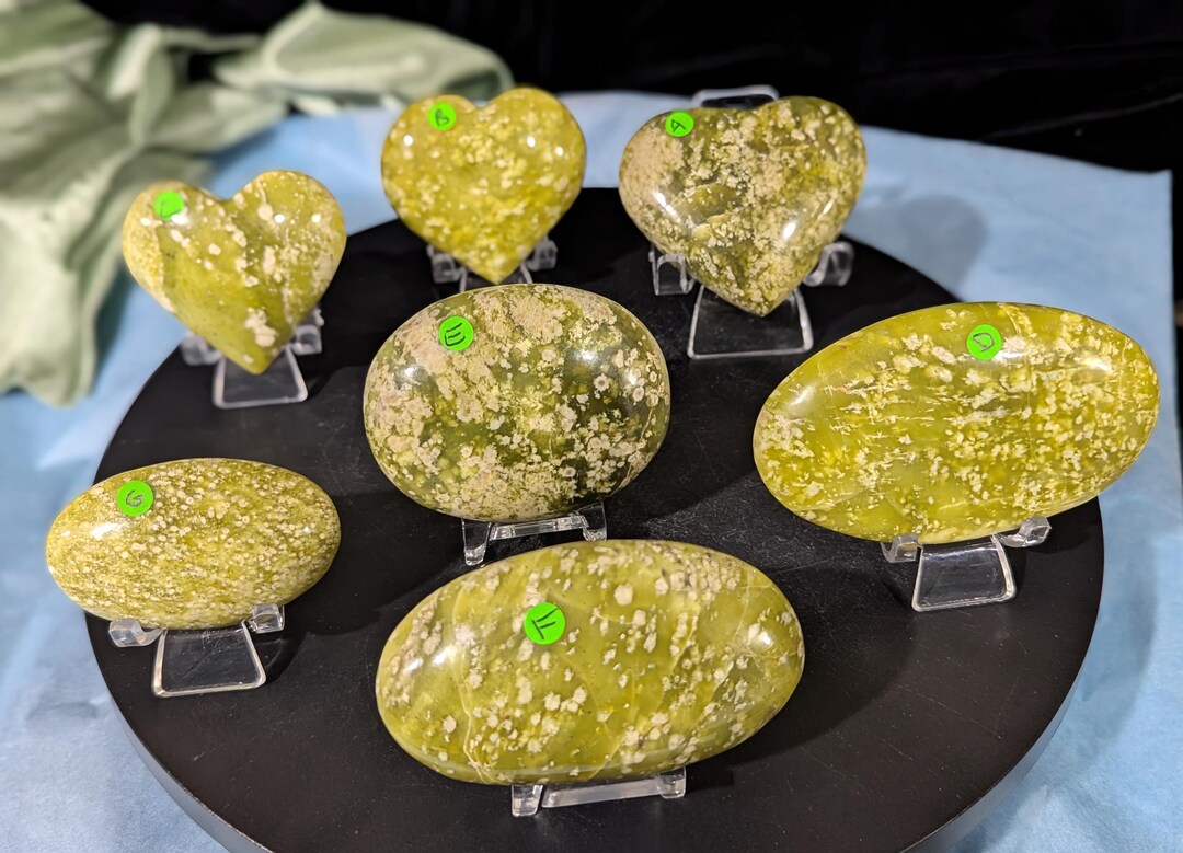 Yellow Serpentine Palms and Hearts ~ Lizardite Palms ~ Lizardite Heart ...