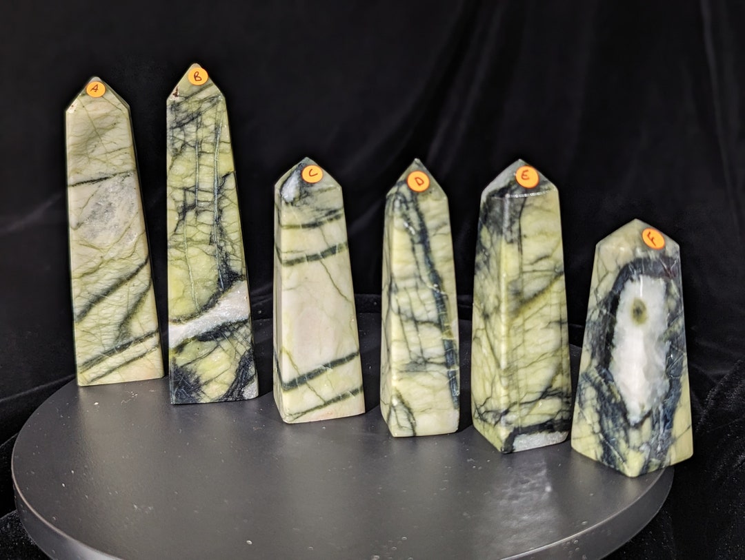 Serpentine and Calcite in Matrix Towers - Etsy