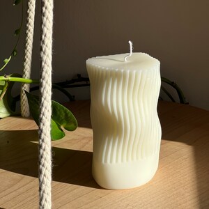 Wavy Candle Aesthetic Decor Luxury Candle Soy Wax Unscented Gift ...