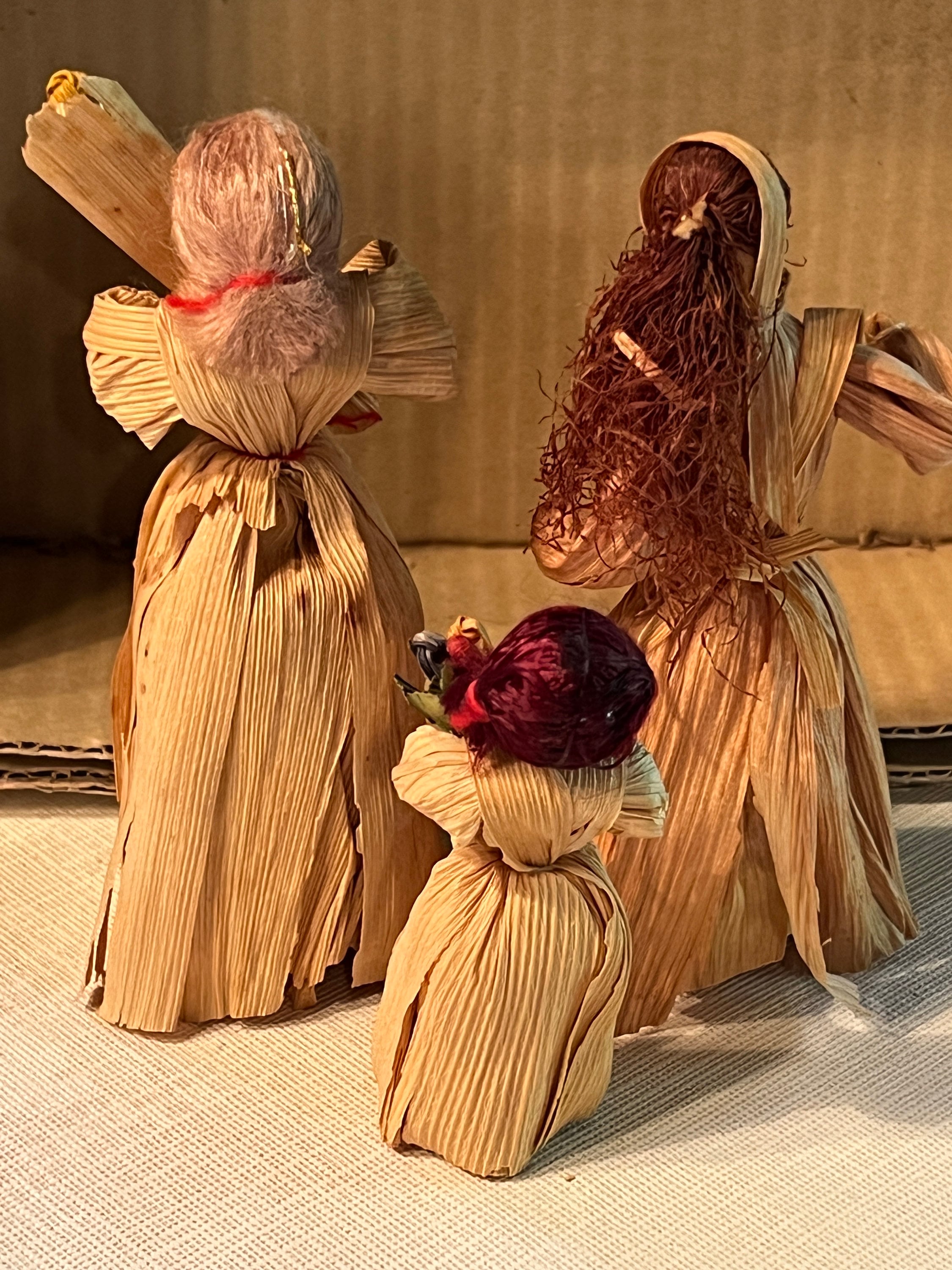 Three Beautiful Vintage Corn Husk Dolls, Woman and Girl Carrying ...