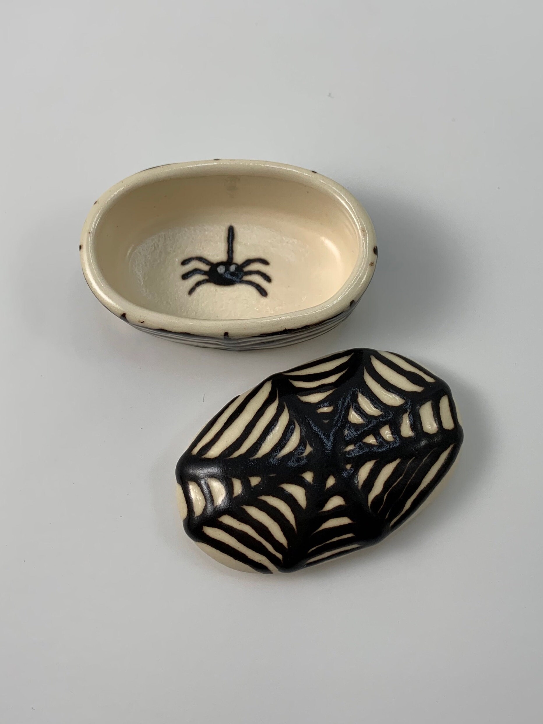 Mini Spider Web Dish, Trinket Jar Container - Etsy