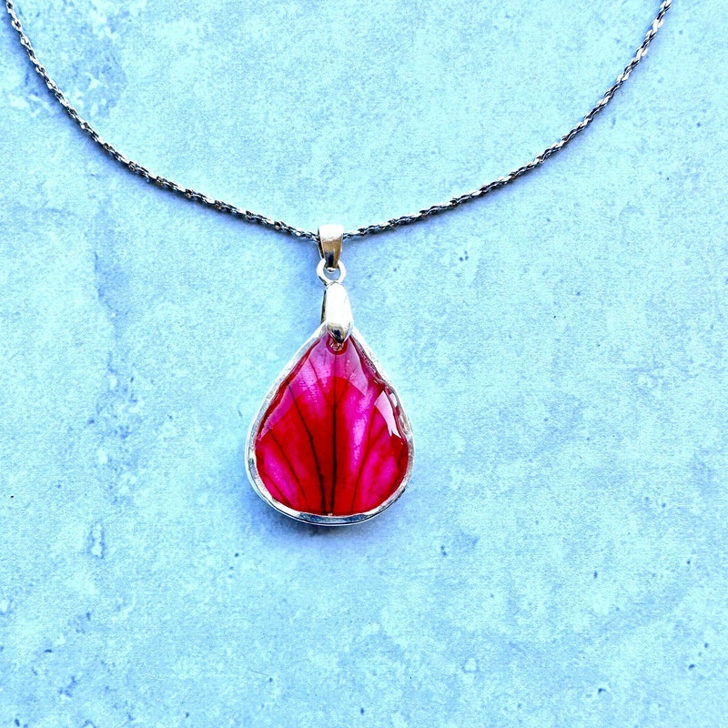 Fuschia Necklace - Etsy