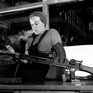 Ronnie the Bren Gun Girl | 1941 | Museum Quality Poster - Etsy