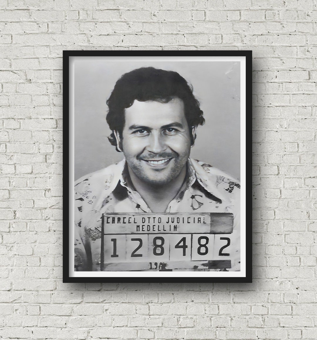 Pablo Escobar 1977 Mugshot, Infamous Mugshots, Man Cave Wall Art, Pablo ...