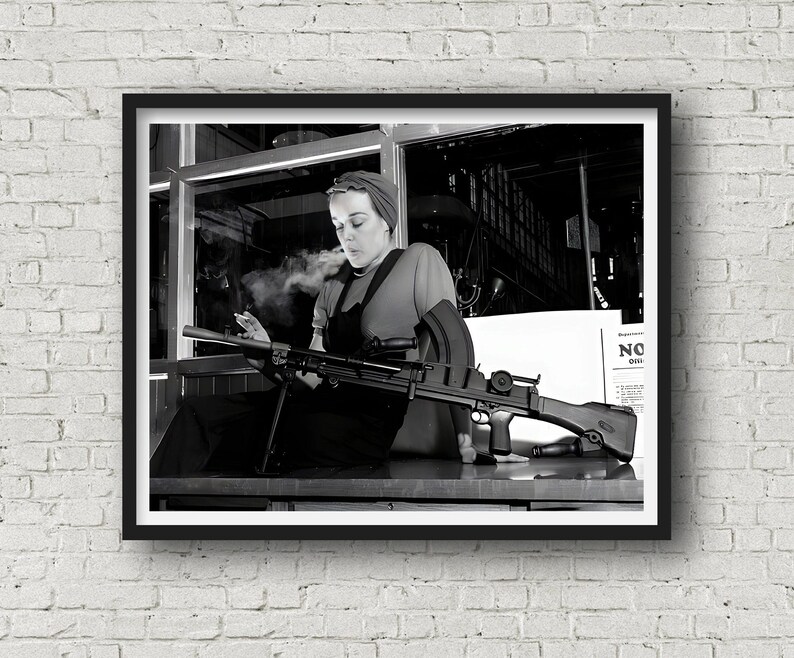 Ronnie the Bren Gun Girl 1941 Museum Quality Poster - Etsy