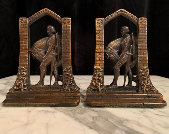 Vintage Medieval King Arthur Round Table Knight Cast Iron / Bronze ...