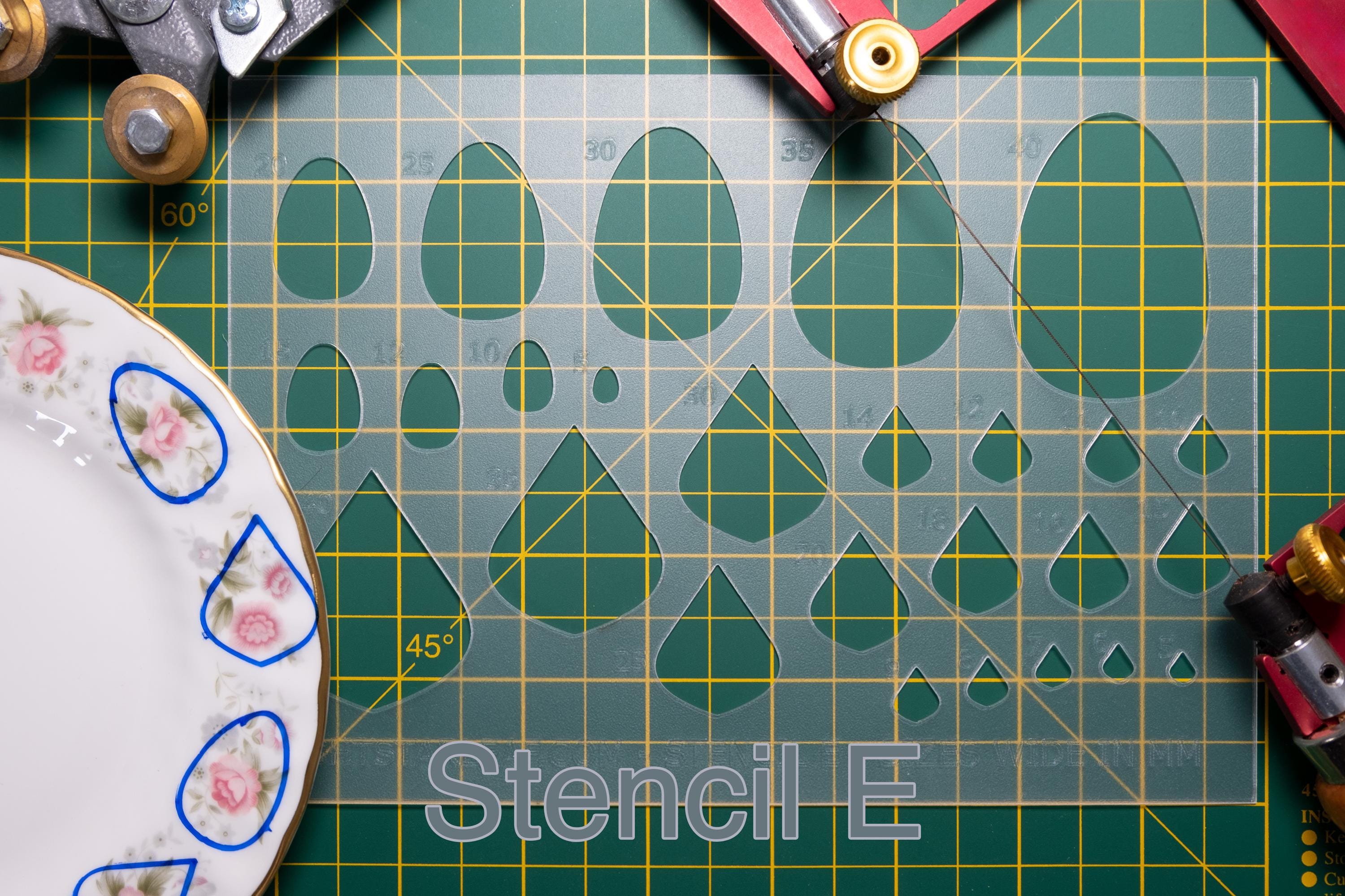 Stencil E: Egg Shape and Shield Shape Stencils. Sizes From 5mm to 40mm ...