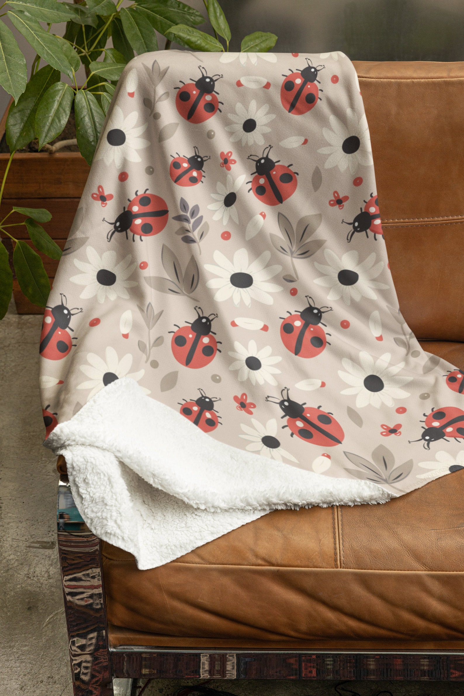 Adorable Ladybug Seamless Patterns - Spring Papers & Summer Fabric ...