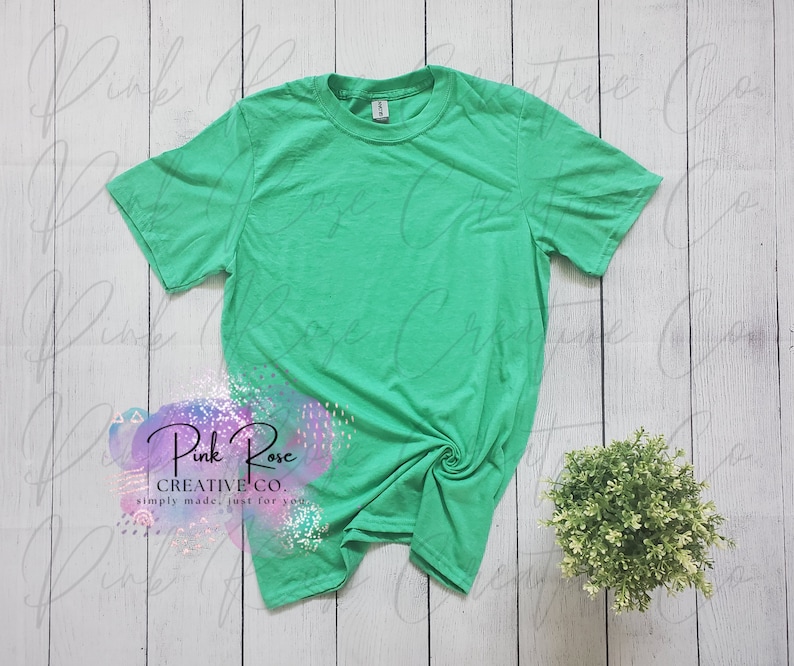 Gildan Softstyle Heather Irish Green Mock up G6400 Digital - Etsy