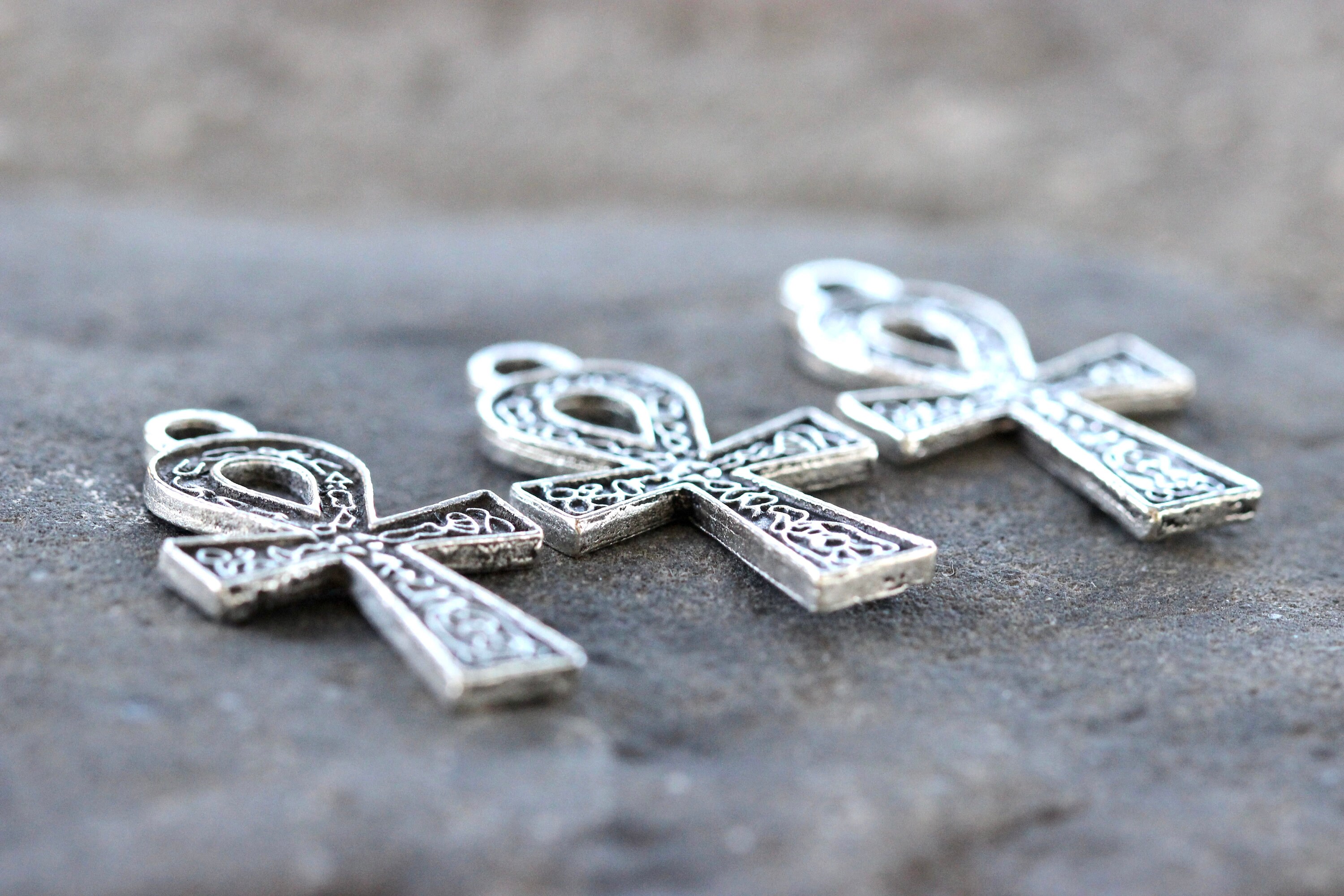 Egyptian Ankh Charms Hieroglyph Charm Silver Plated Egyptian Pendant ...