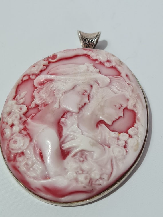 Vintage resin white red - Gem