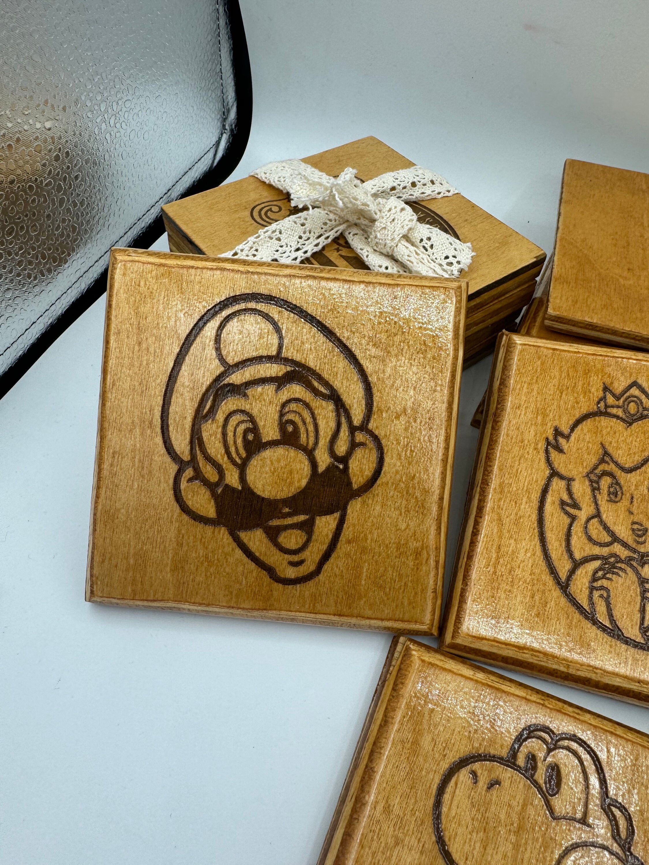Mario Bros Luigi Princess Cartoon Nintendo Beer Table Dining Holiday ...