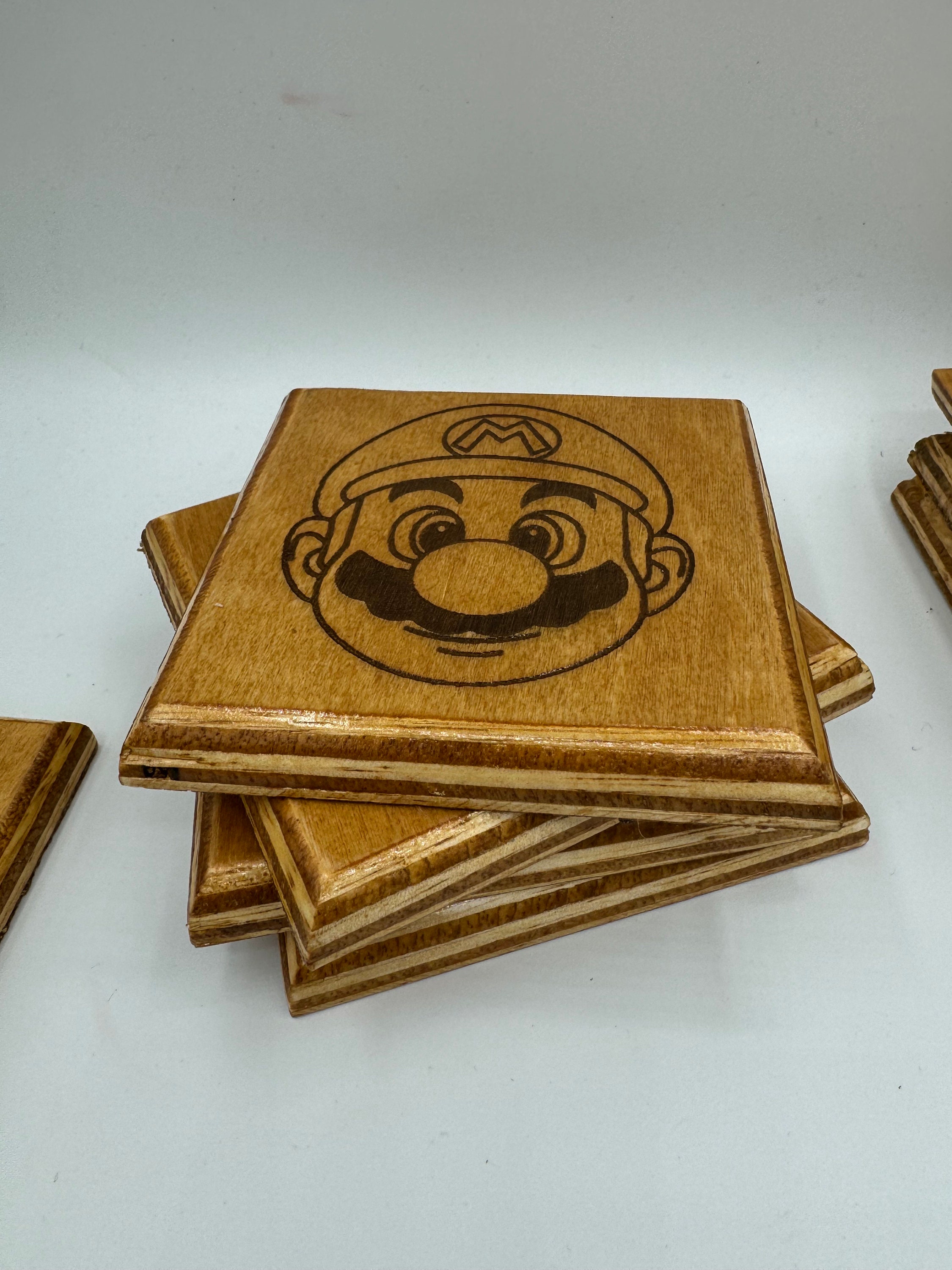 Mario Bros Luigi Princess Cartoon Nintendo Beer Table Dining Holiday ...