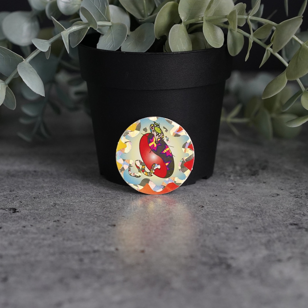 1990s POG Yin Yang With Snake Holographic Vintage Milk Cap 90s ...