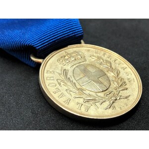 Gold Valor Medal - Etsy
