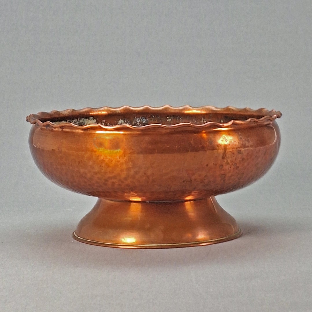 Vintage Hand Hamered Copper Bowl With Rippled Scallop Rim, Patinated ...