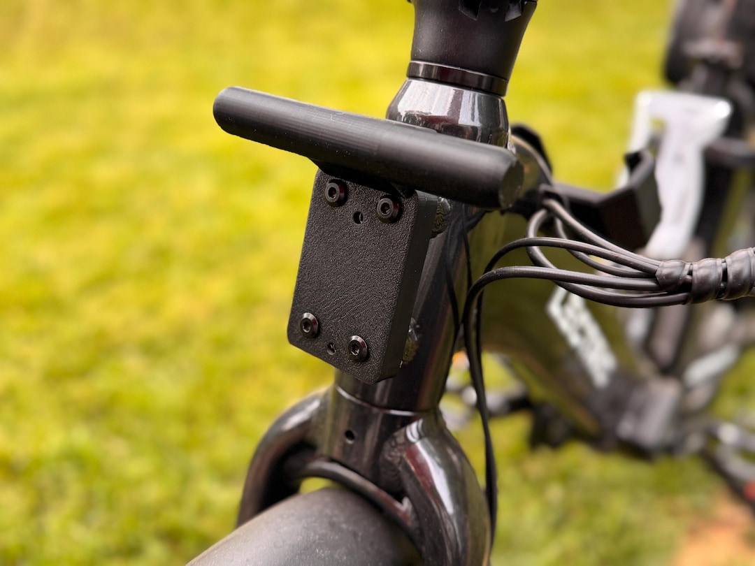 Lectric Ebikes Accessory Rail System With Apple Air Tag / Tile Sticker ...