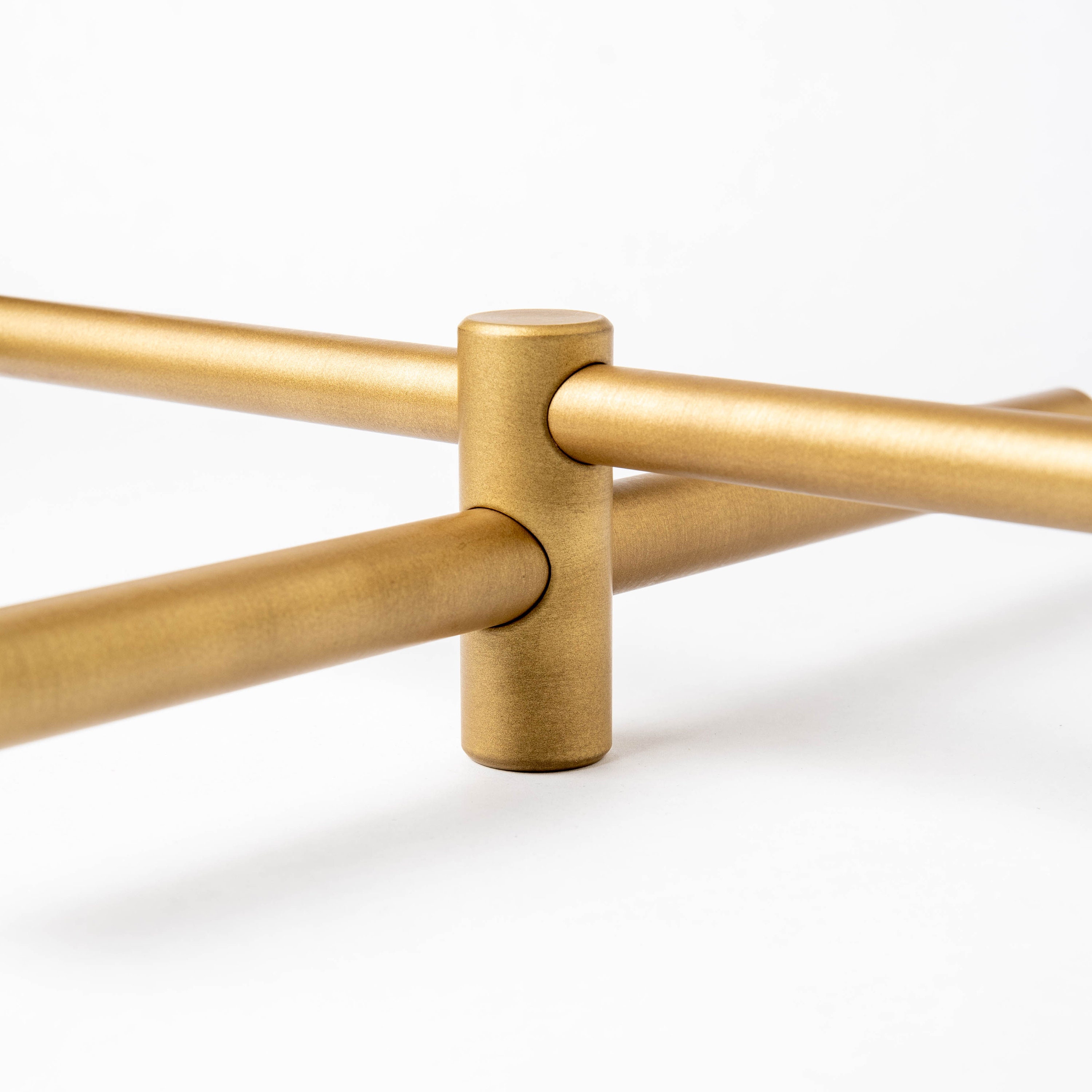 Metal Shelf Connector With Horizontal Bore - Customizable Fittings ...