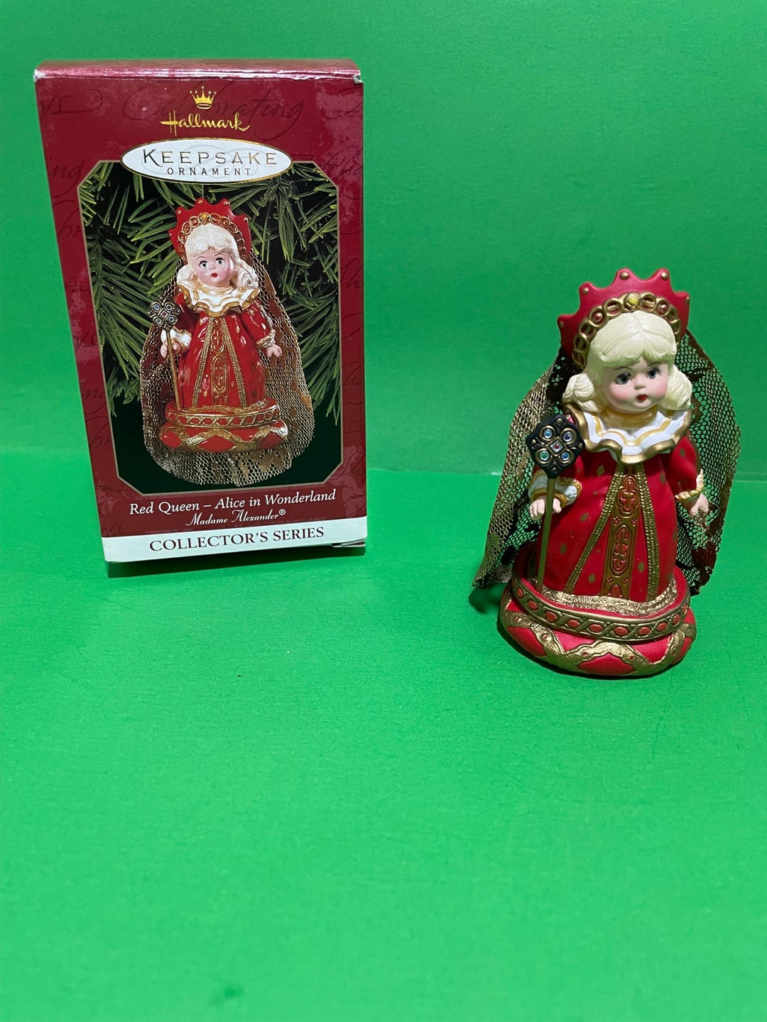 Hallmark, the Red Queen, Alice in Wonderland Ornament - Etsy