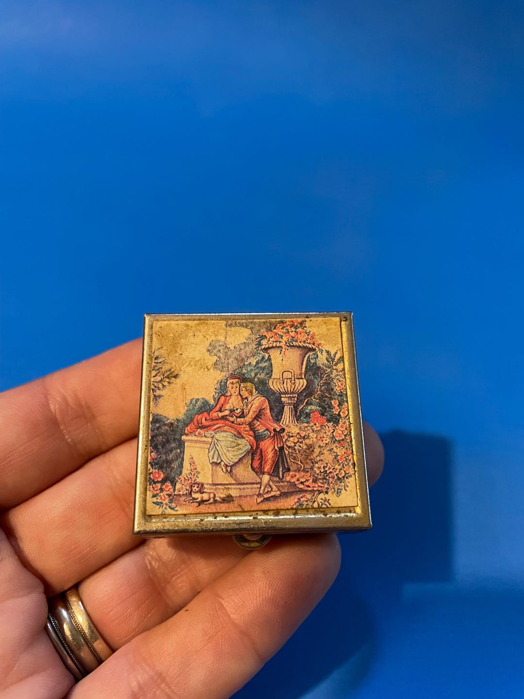 Victorian Lovers Divided Pill Box - Etsy