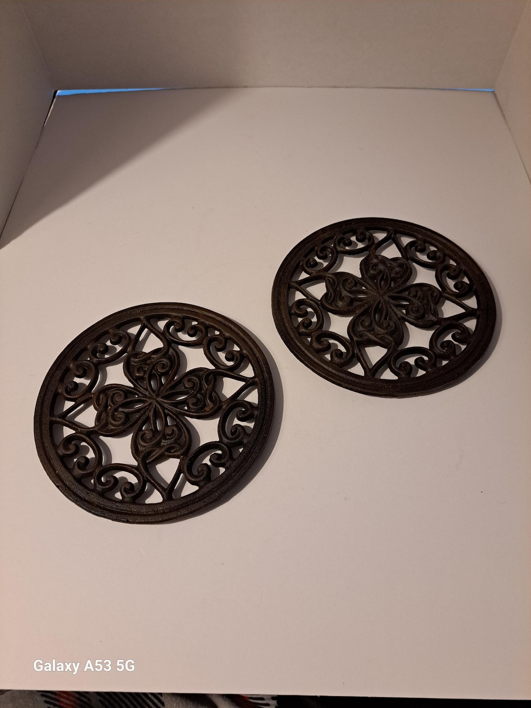 Set of Metal Scroll Footed Round Trivets - Etsy